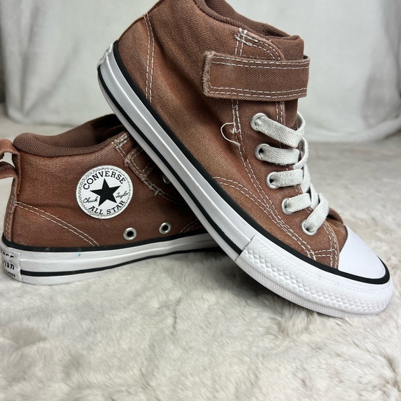 Converse | Shoes | Converse Kids Tan Hightop Sneakers | Poshmark